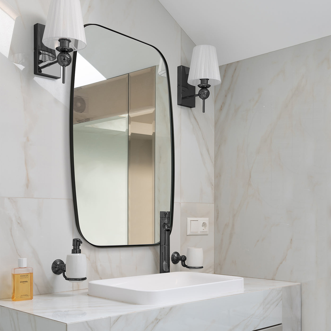 Pill Shape Mirrors | High-Quality Mirrors - Moon Mirror